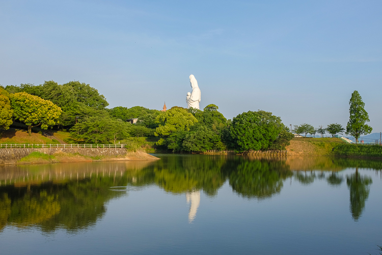 A Day in Kamitsu – Teacher/Jetsetter